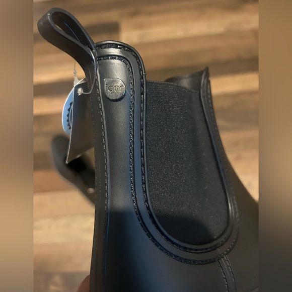 Igor | Shoes | Igor Stitch Accent Chelsea Rain Boots Waterproof | Poshmark